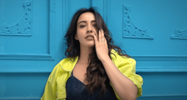 Tallest Bollywood Actress - Tall Actresses with their Real Height