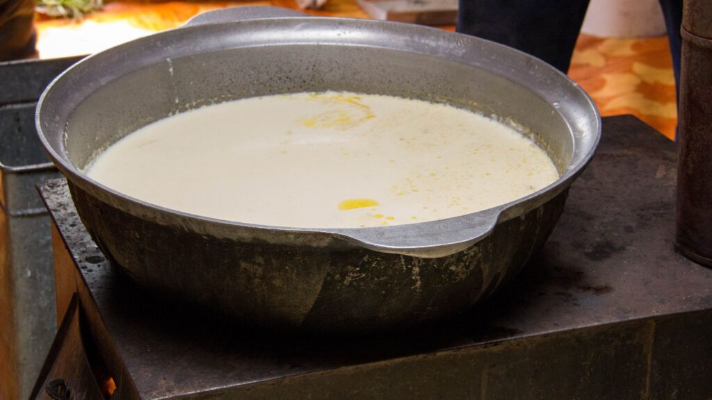 Mongolian Food : 22 Best Traditional Mongolian Dishes You Must Try